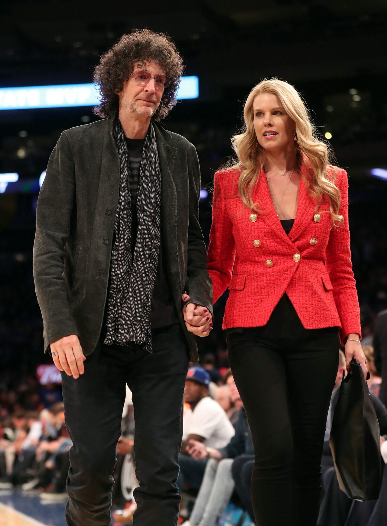 Howard Stern Former Assistant Demanded 15 Million in Silence Deal